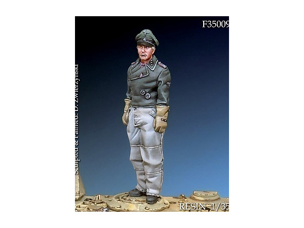 SS Tank Commander WWII Europa 1944 | HLJ.com