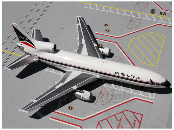 1/200 L-1011 デルタ航空 N707DA アメリカ建国200周年記念塗 | HLJ.co.jp