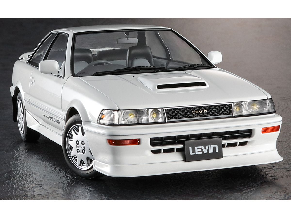 1/24 トヨタ カローラ レビン AE92 GT-Z 後期型 w/リップスポイラー | HLJ.co.jp