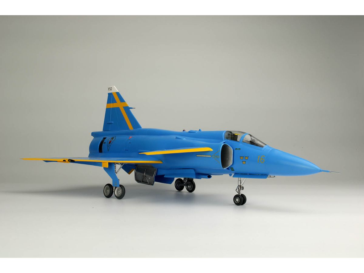 1/48 スウェーデン空軍 JA37 ヤクトビゲン ブルーピーター スウェーデン空軍75周年記念塗装機 | HLJ.co.jp
