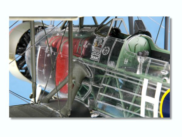 1/32 Fairey Swordfish Mk.I by Trumpeter | HobbyLink Japan